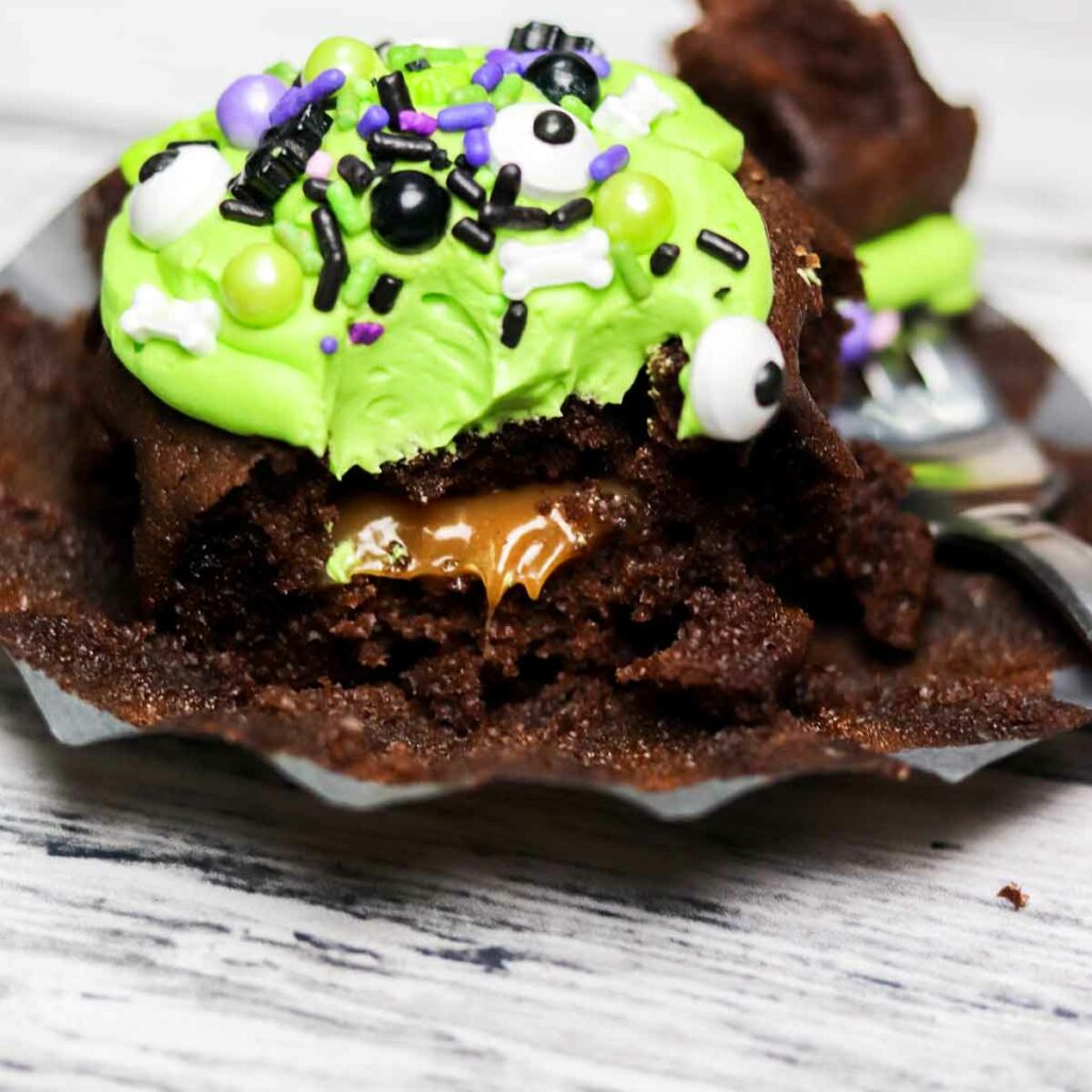 Minny's Chocolate Pie - The Help - Movie Inspired Recipe
