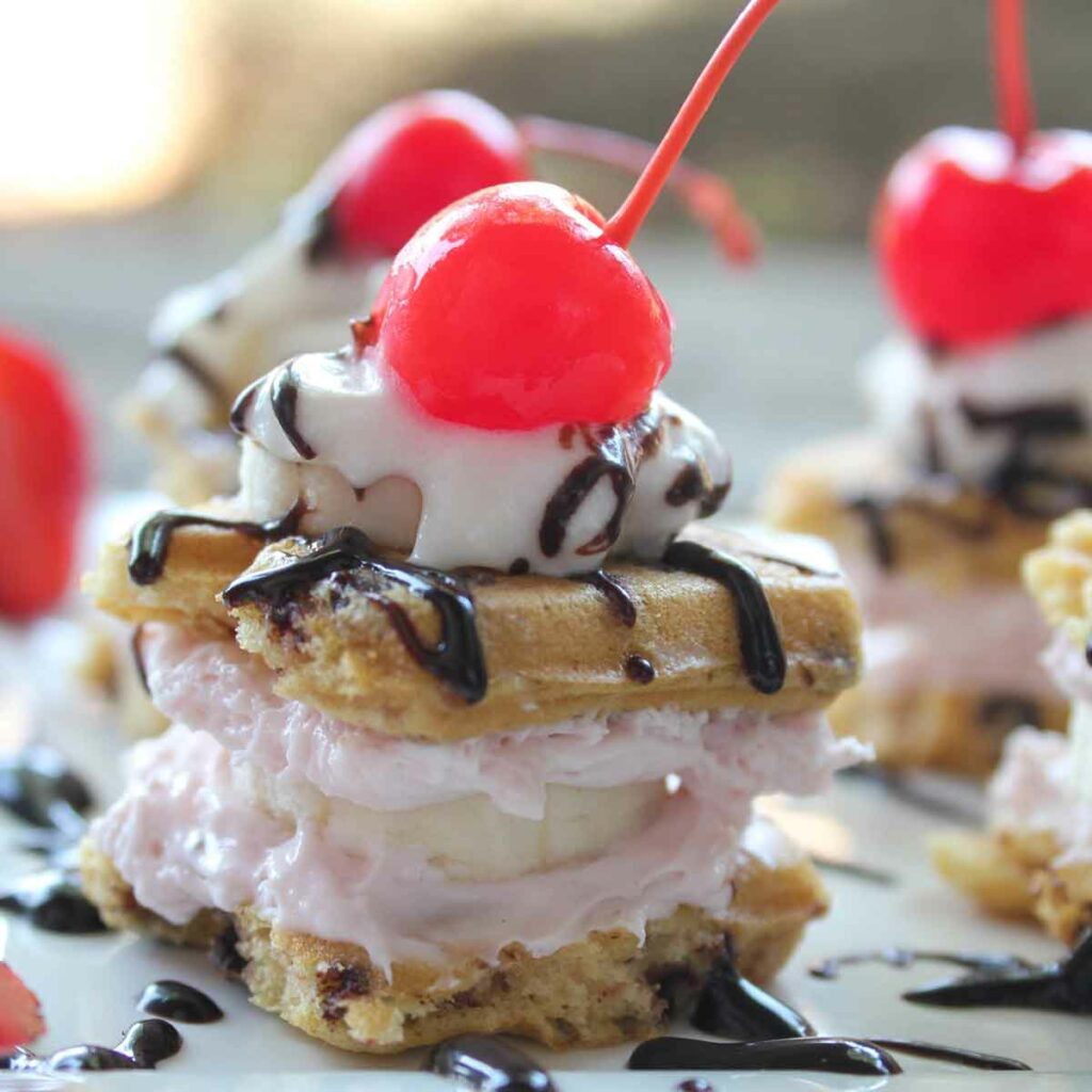 No Bake Strawberry Lemonade Pie