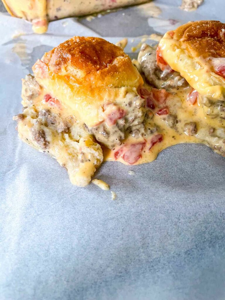 Velveeta Cheeseburger Sliders - Velveeta Dip Sliders